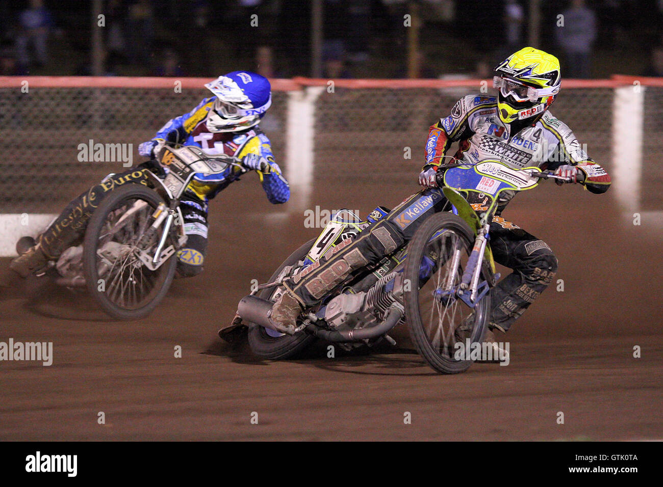 Heat 10: Cameron Woodward (blue) behind Simon Stead (yellow) - Lakeside ...