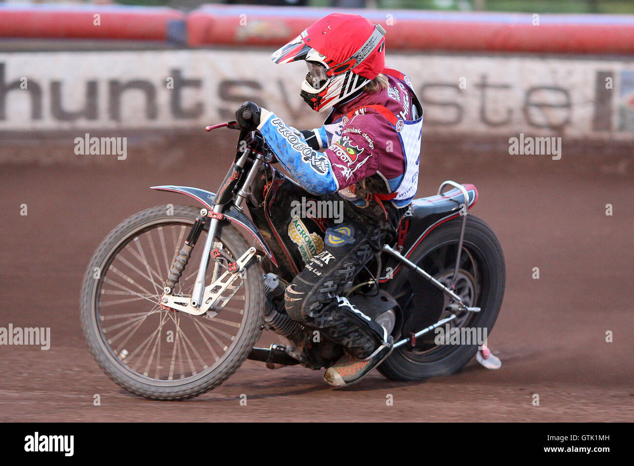 Heat 9: Adam Shields of Lakeside - Lakeside Hammers vs Wolverhampton ...