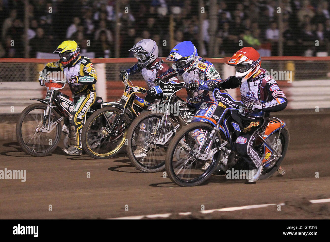 Heat 6: Peter Karlsson (red), Jason Crump (blue), Kim Nilsson (white ...