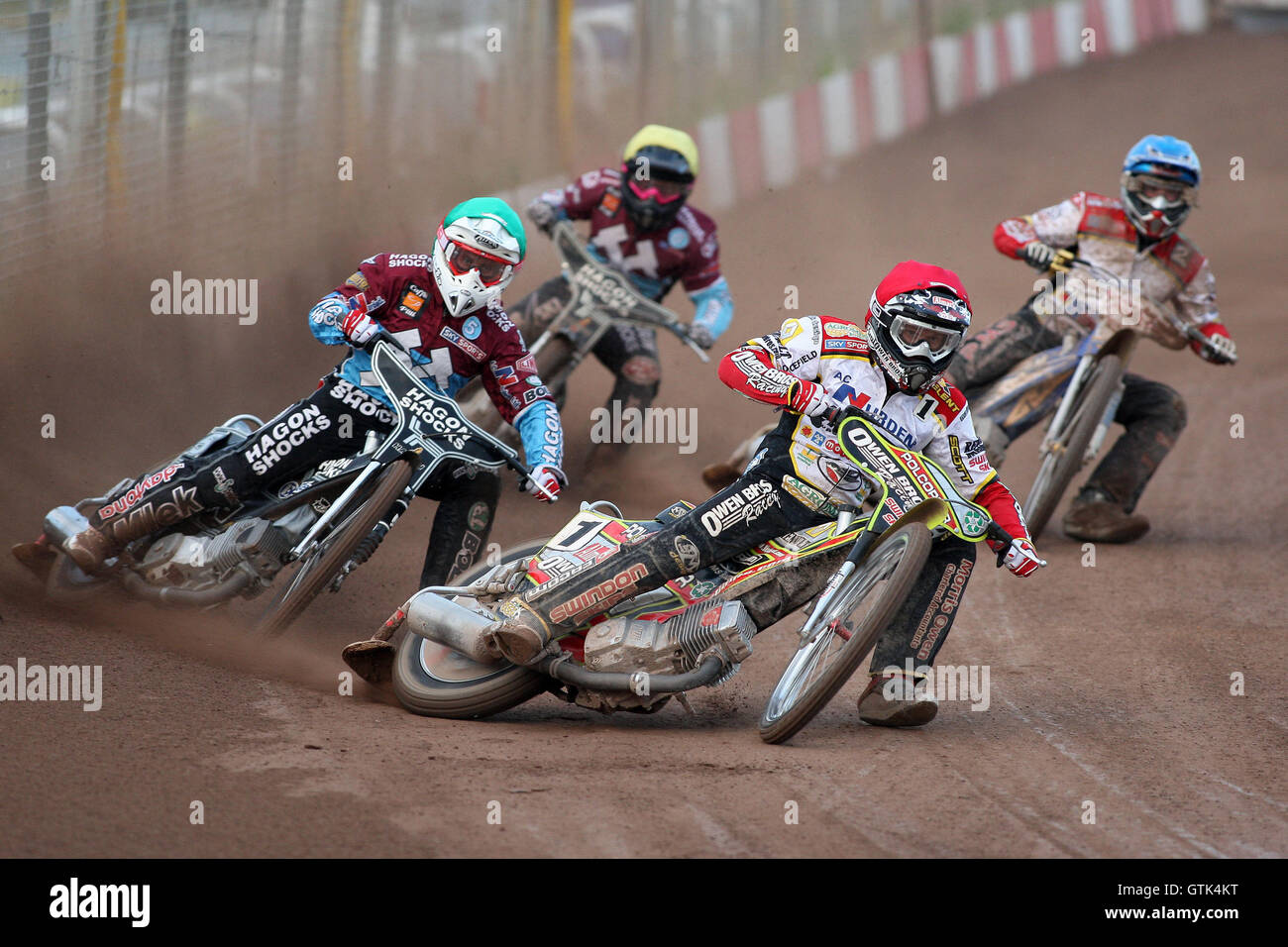 Heat 6: Leigh Adams (red), Lee Richardson (green), Simon Stead (blue ...