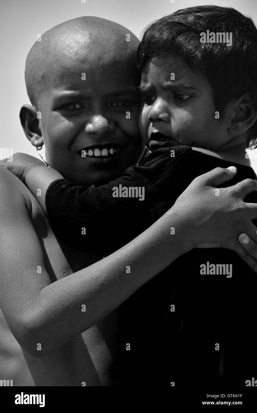 Poor kids hi-res stock photography and images - Alamy