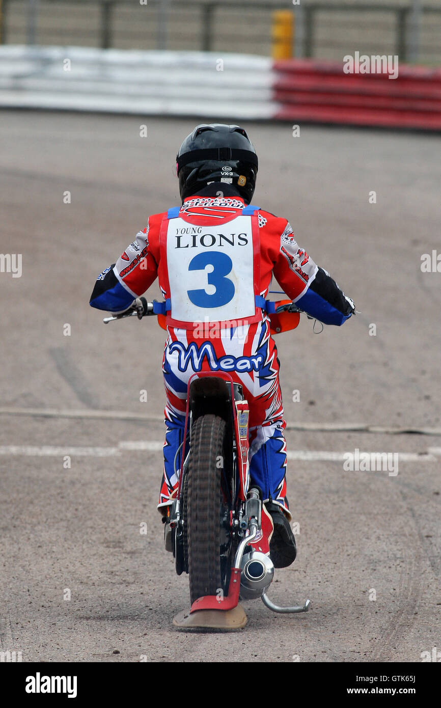 Robert Mear (3) rides during British Under-21 Speedway Championship ...