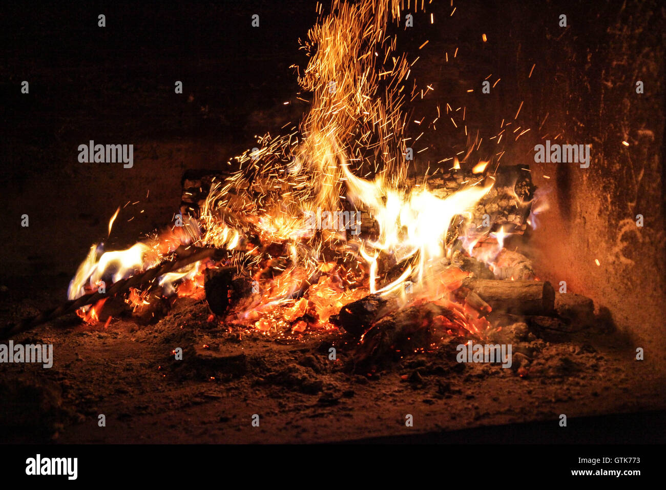 Open fire flames and sparks Stock Photo - Alamy