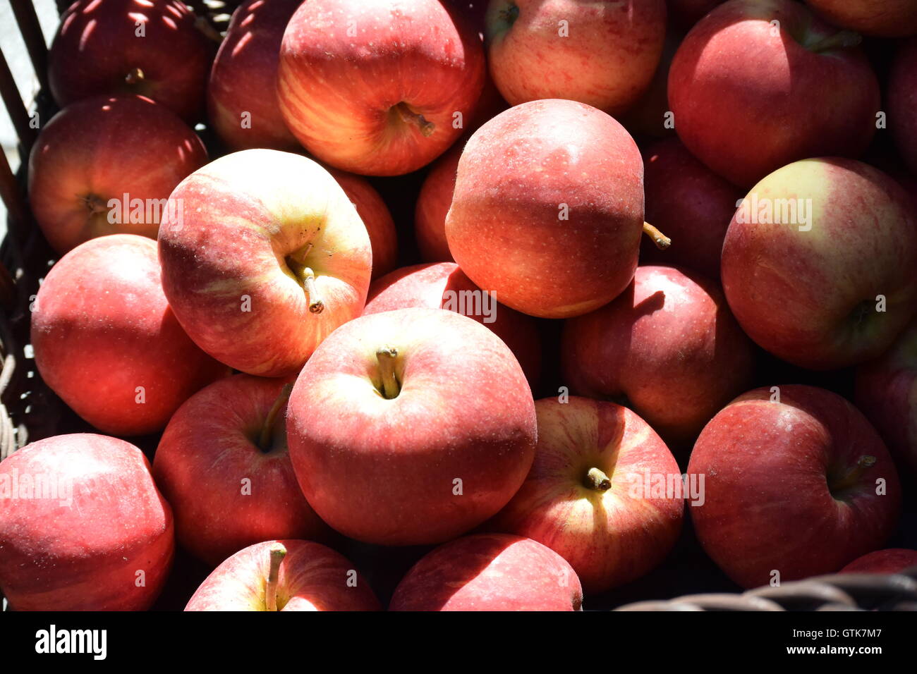 Apples in a basket hi-res stock photography and images - Alamy