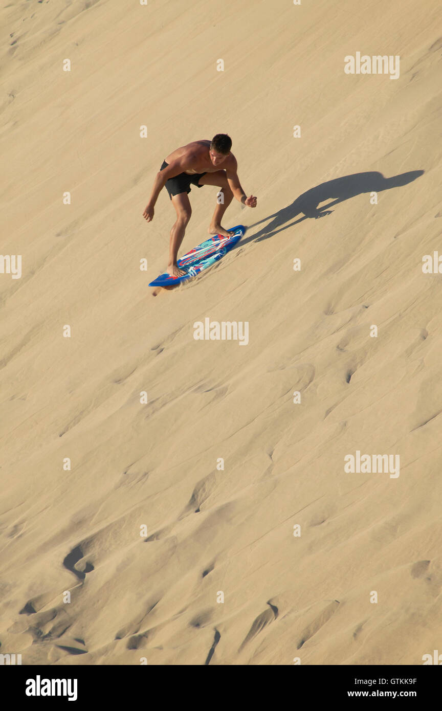 Sandboarding hi-res stock photography and images - Alamy
