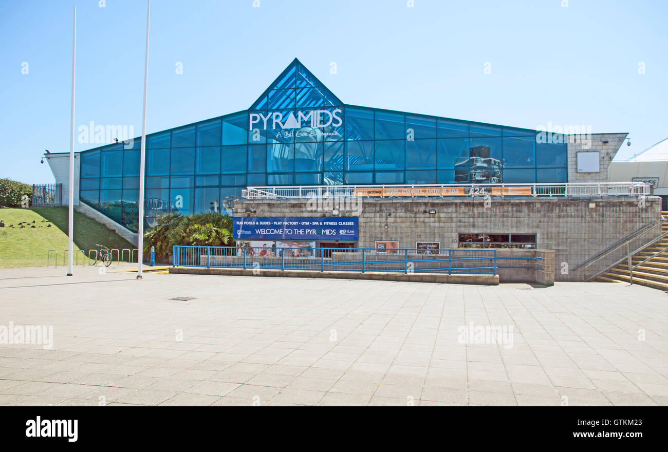 Pyramid centre portsmouth hi-res stock photography and images - Alamy