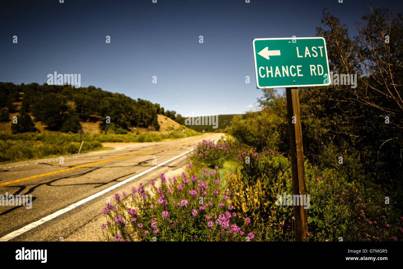 Last chance hi-res stock photography and images - Alamy