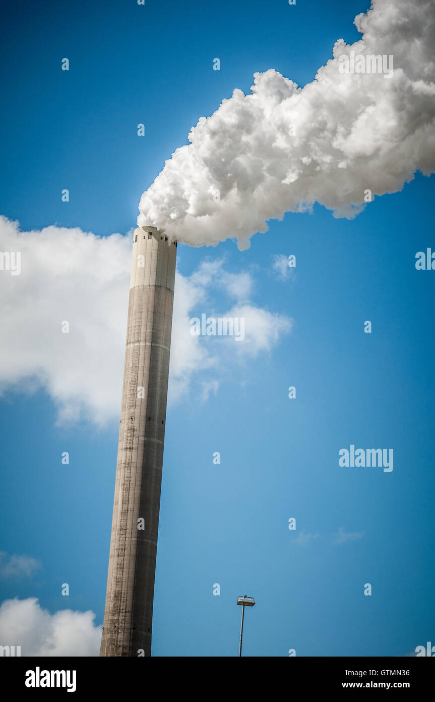 Industrial chimney hi-res stock photography and images - Alamy