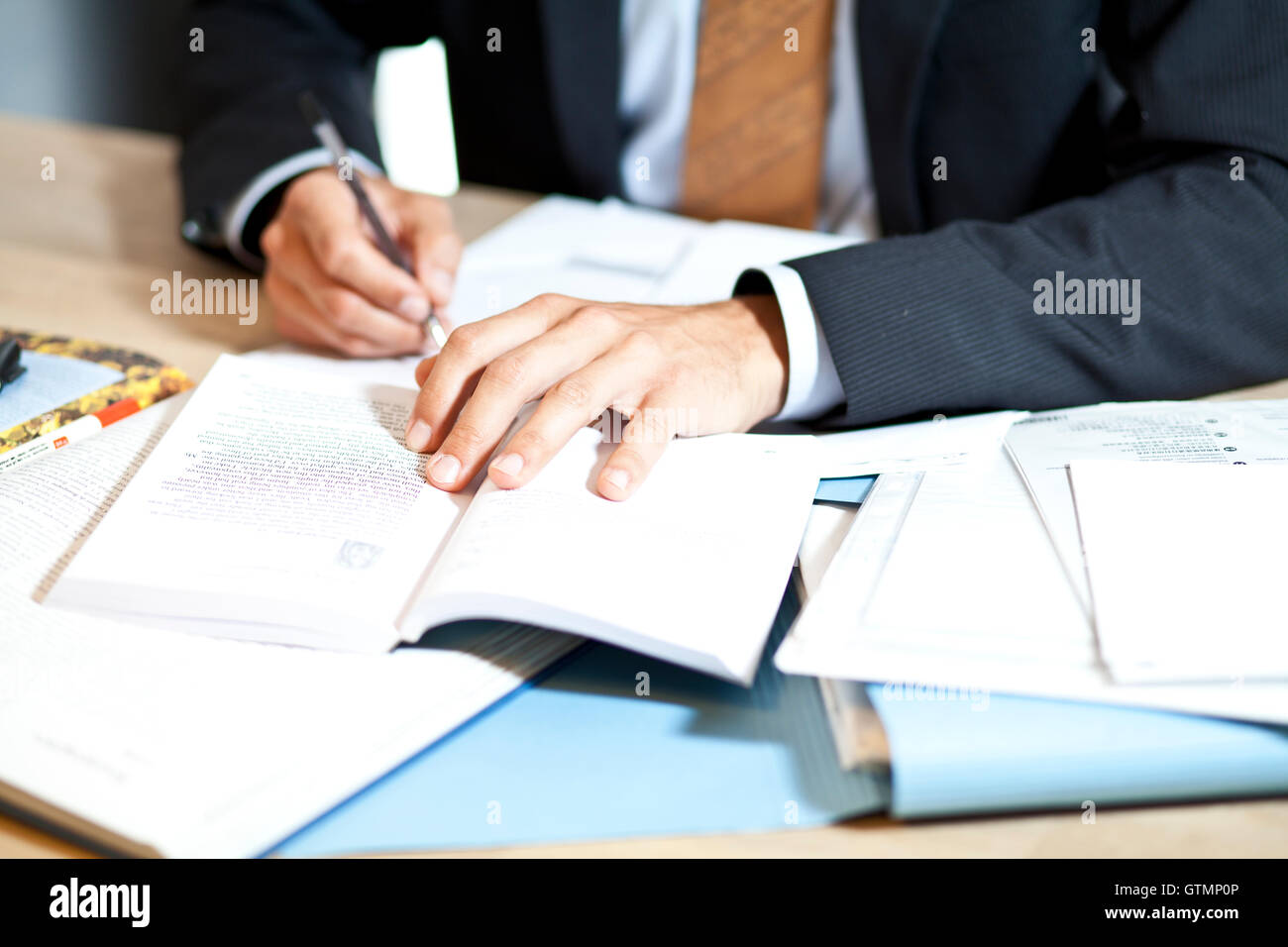 Businessman doing the numbers Stock Photo - Alamy