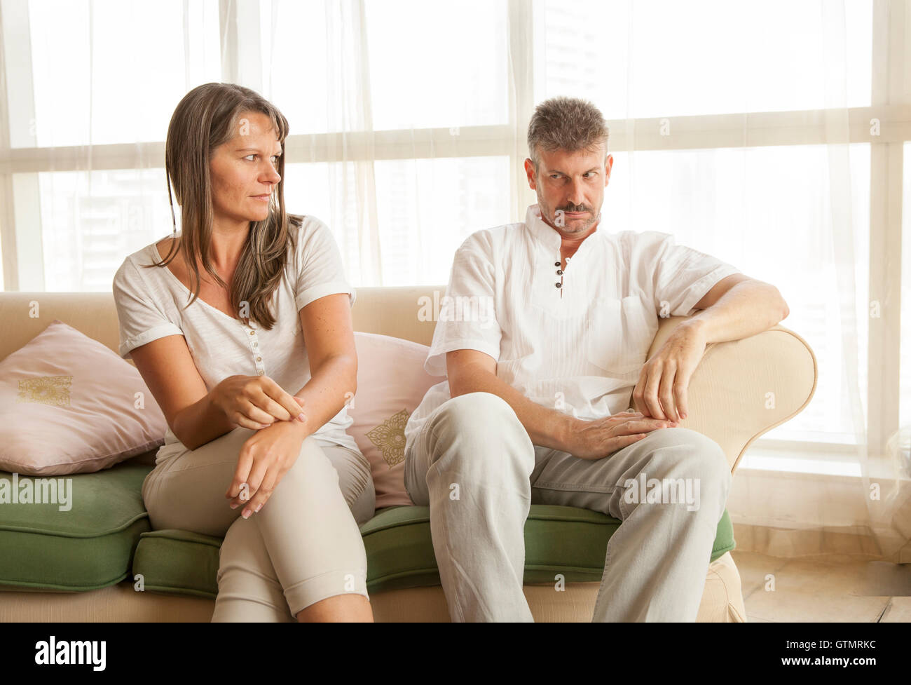 middle aged couple fighting Stock Photo - Alamy