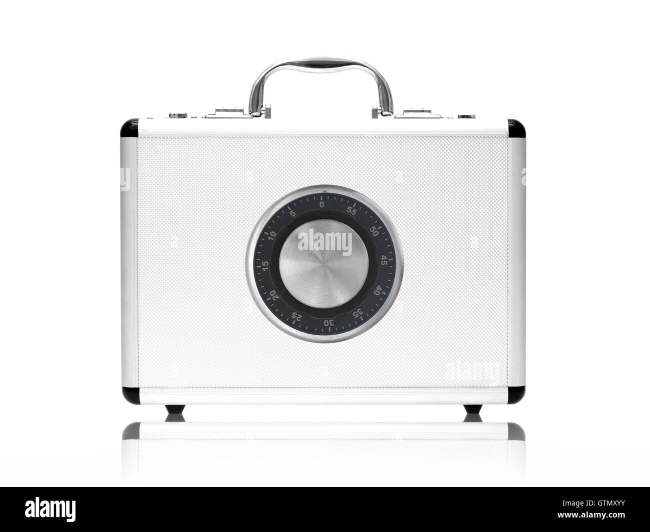 Metal cargo box hi-res stock photography and images - Alamy