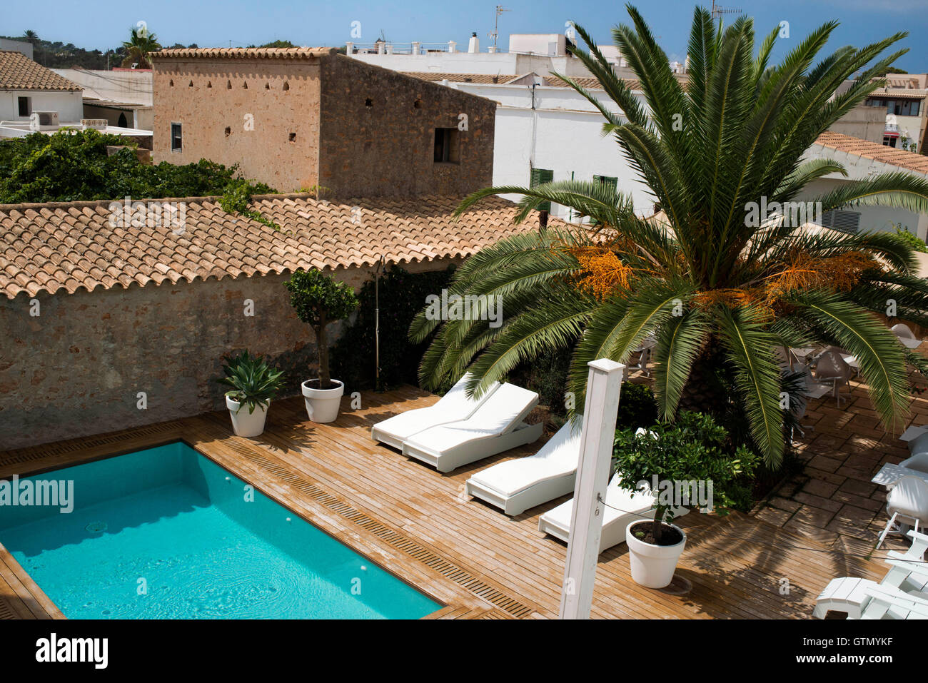 Swimming pool. Hotel Es Marès - San Francisco Javier‎, Formentera ...