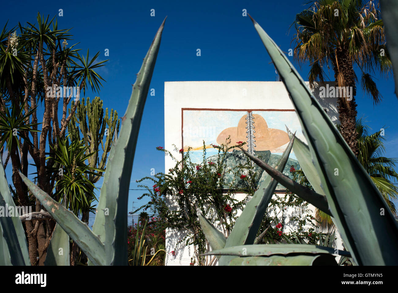 Formentera graffiti hi-res stock photography and images - Alamy