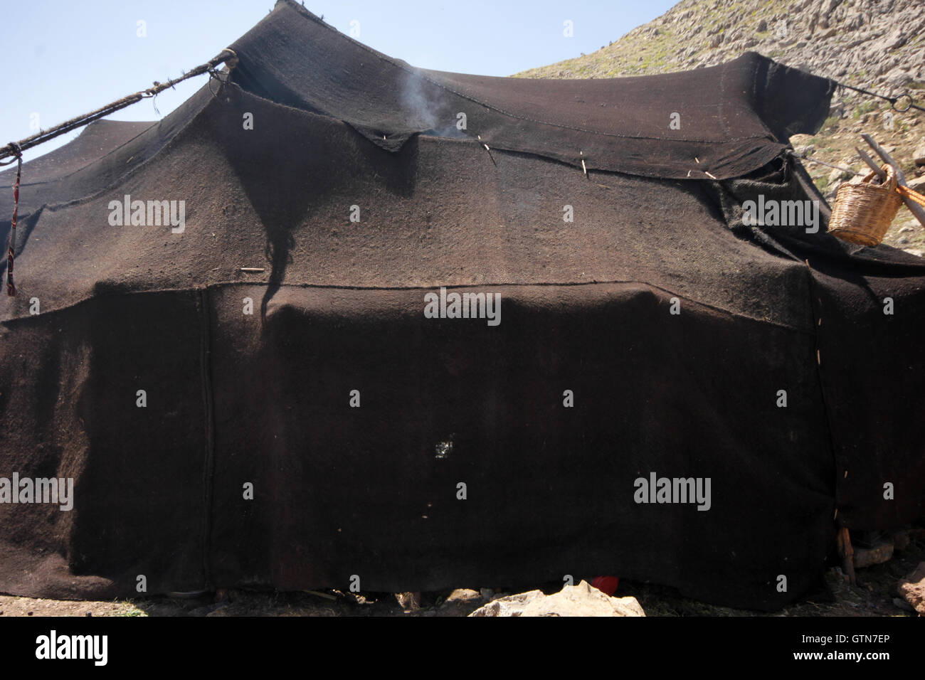 Animal skin tent hi-res stock photography and images - Alamy