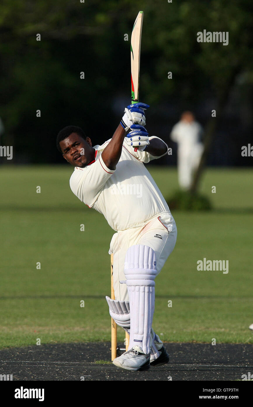 Contenders CC vs East London CCC - Victoria Park Community Cricket ...