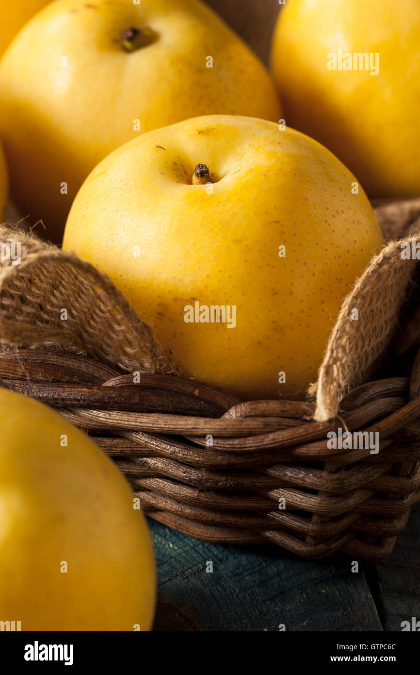 Asian apple hi-res stock photography and images - Alamy