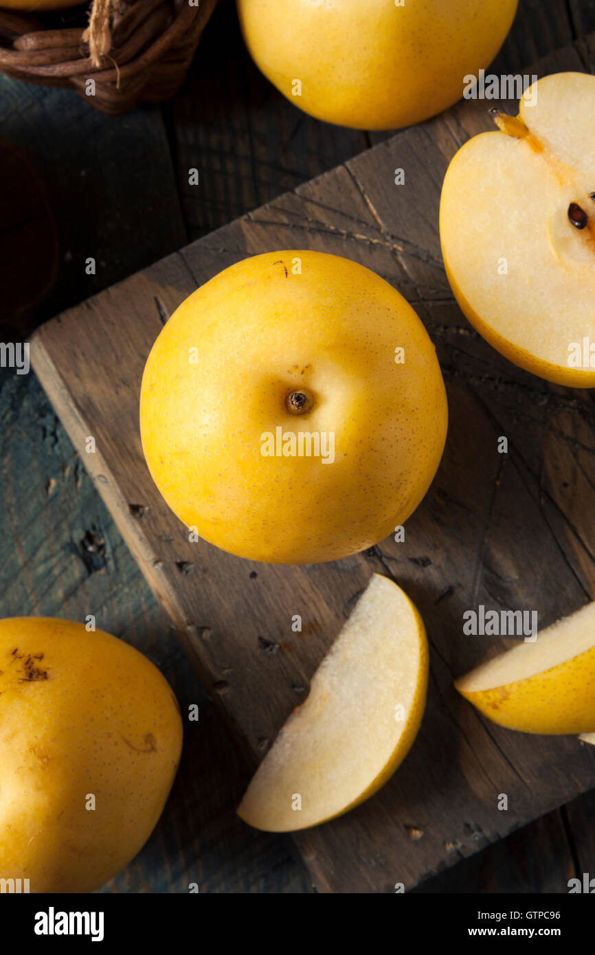 Asian apple hi-res stock photography and images - Alamy