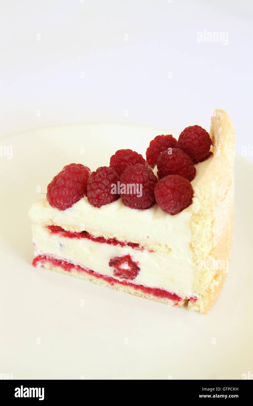 Raspberry trifle hi-res stock photography and images - Alamy