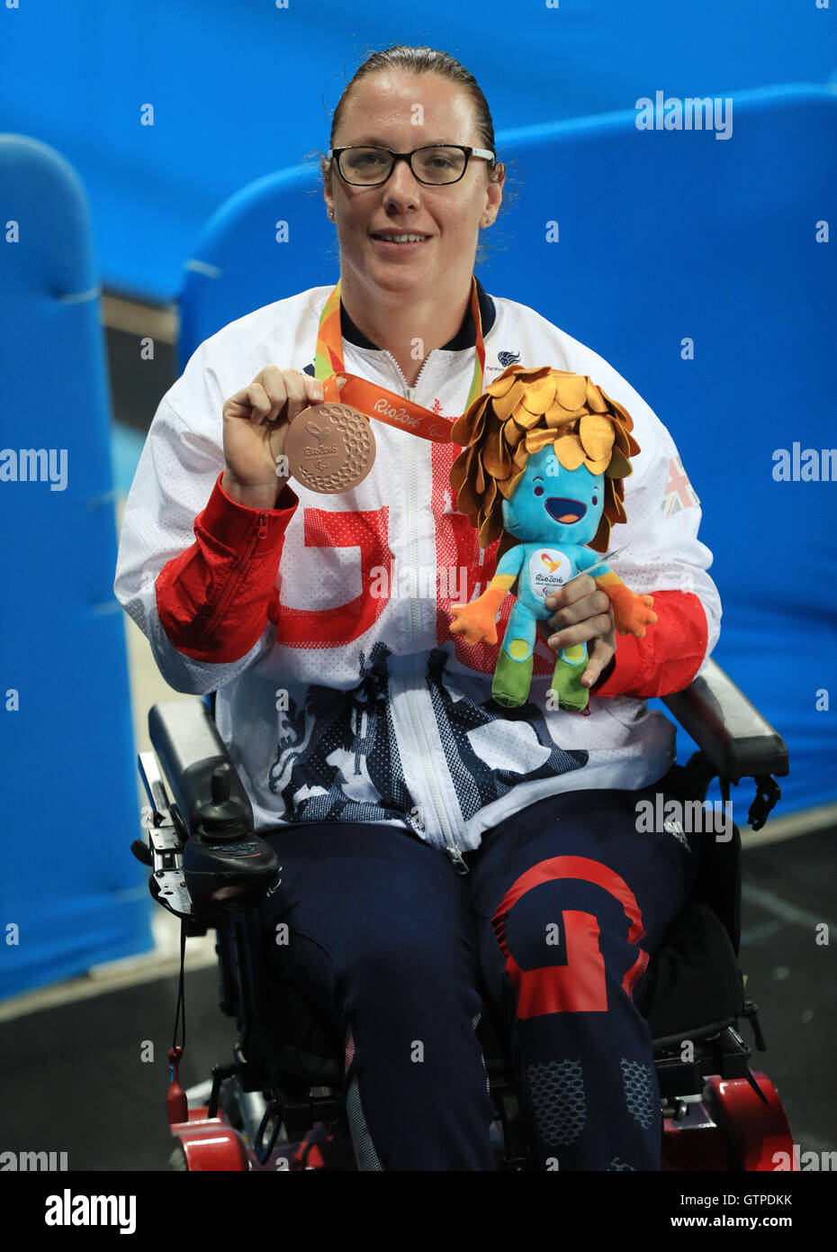 Great Britain's Gemma Prescott with her bronze medal won in the Women's ...
