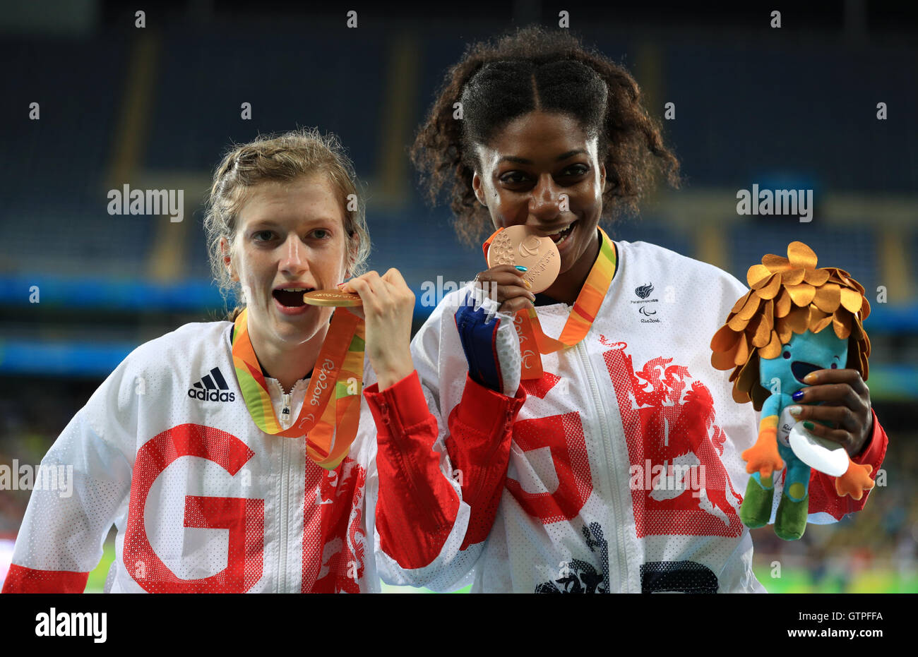 Great Britain's Sophie Hahn winner of the Gold medal and winner of the ...