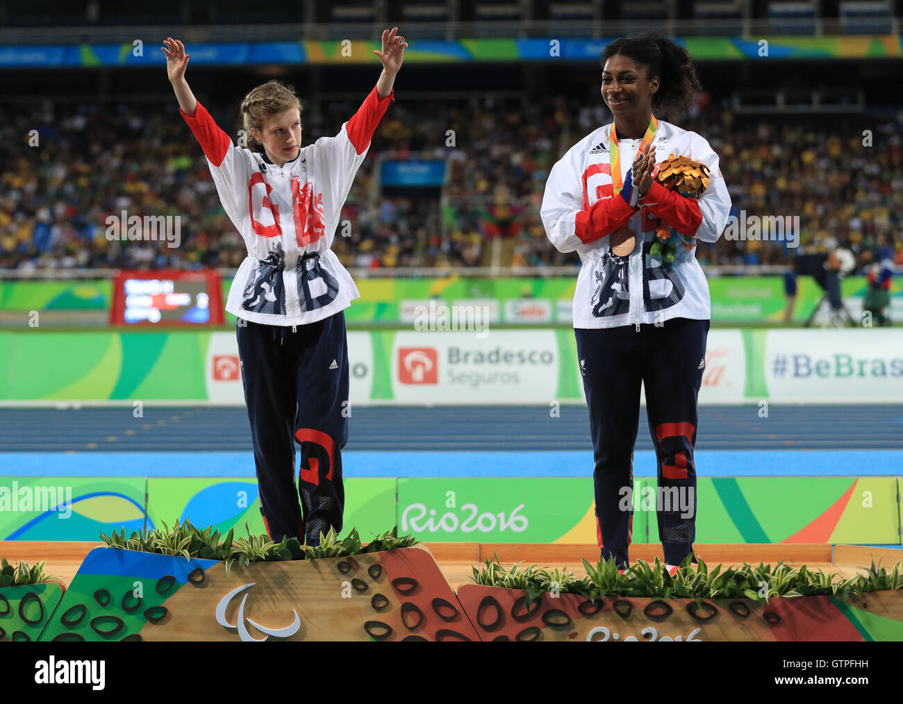 Winner bronze kadeena cox hi-res stock photography and images - Alamy
