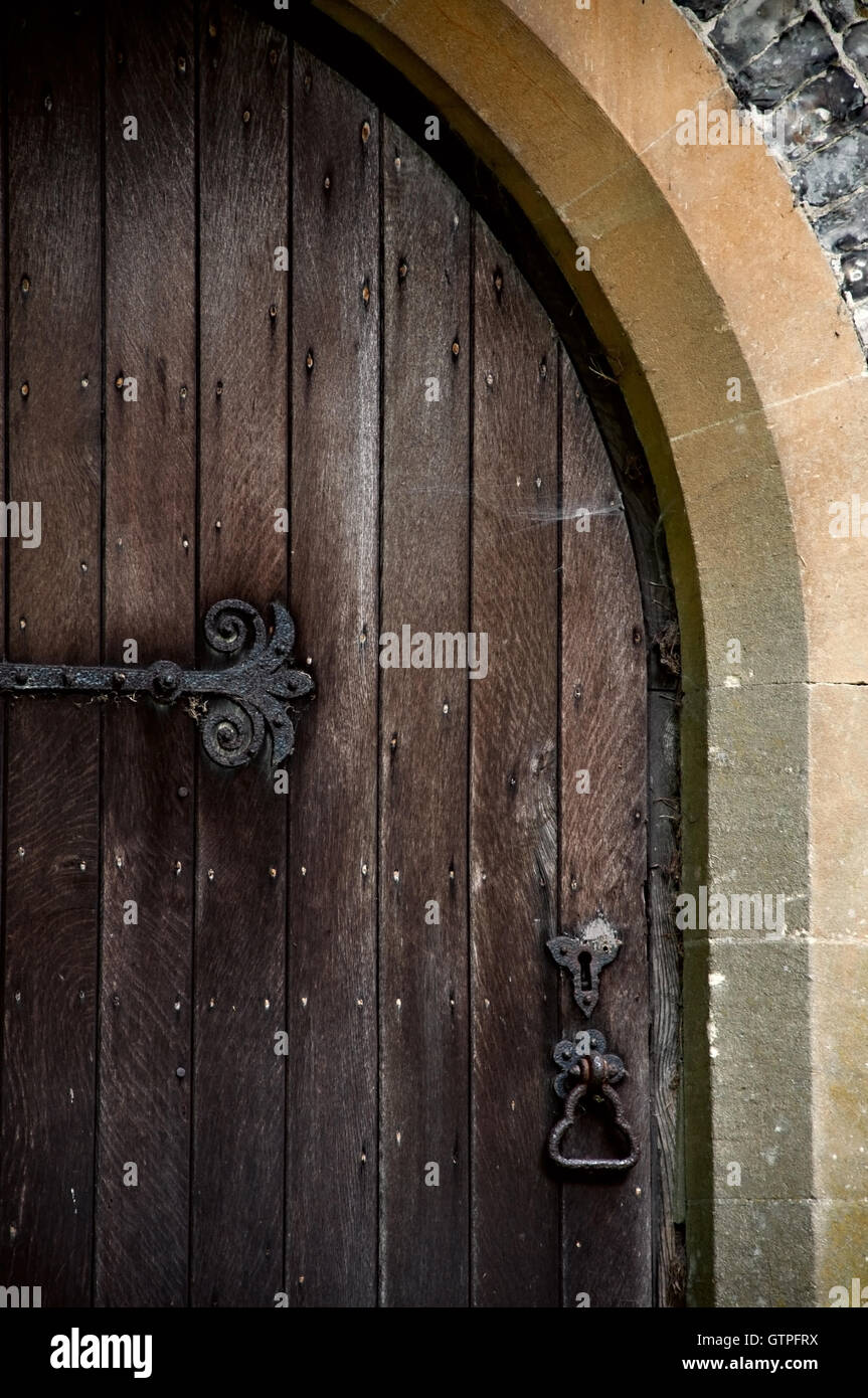 Gothic door hi-res stock photography and images - Alamy