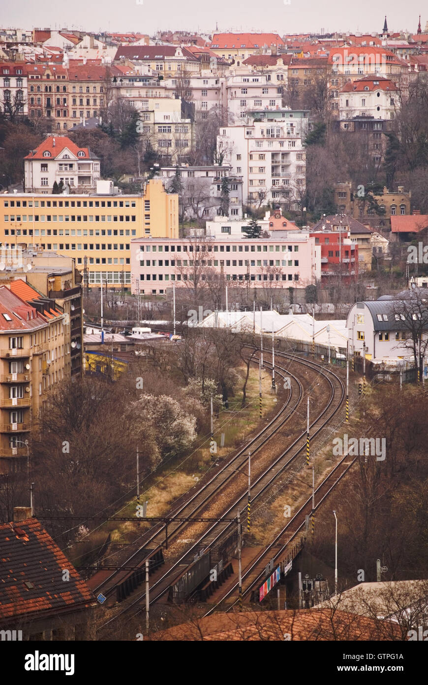 Congested housing hi-res stock photography and images - Alamy