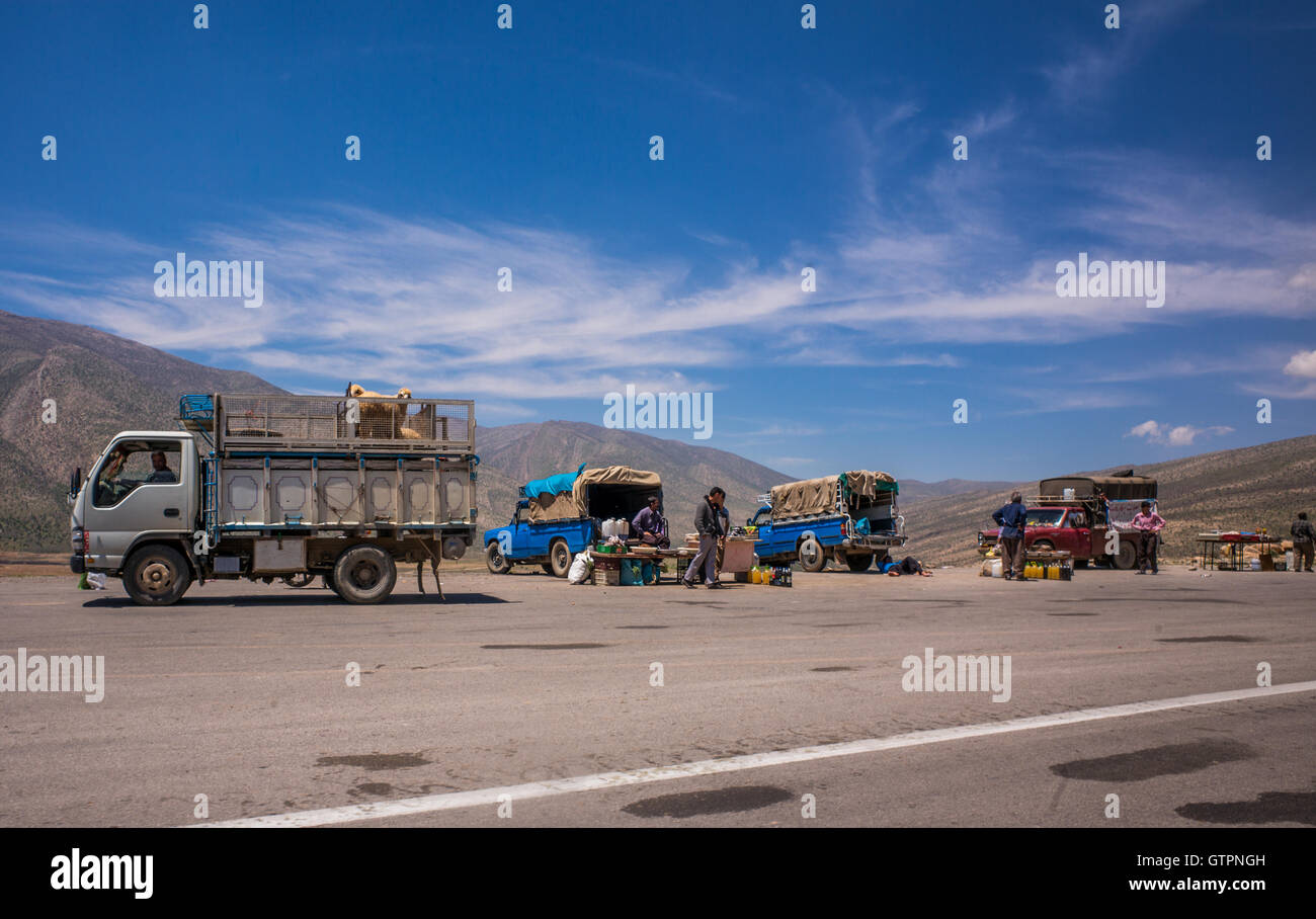 Iranian trucks hi-res stock photography and images - Alamy