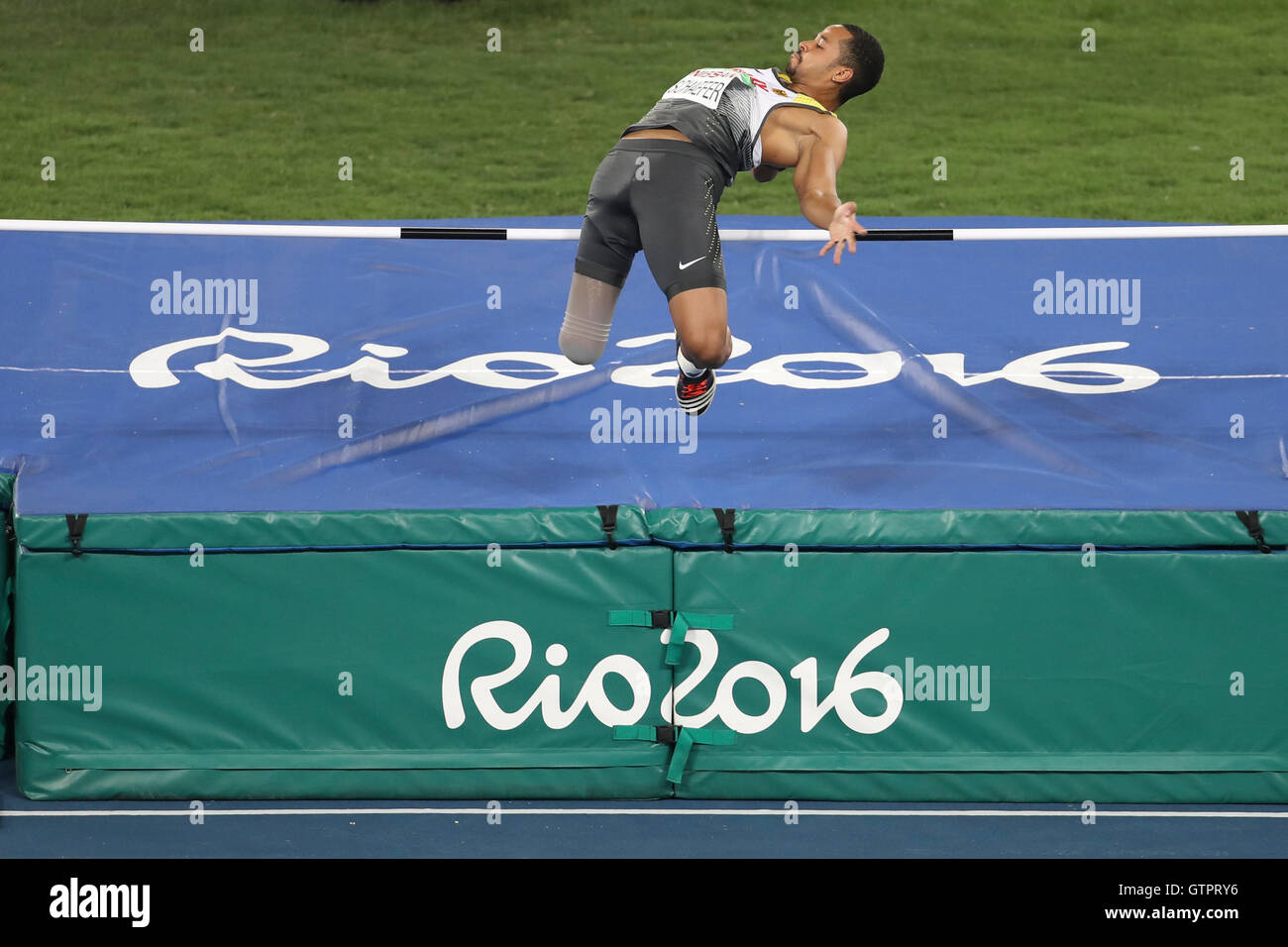 Leon schaefer hi-res stock photography and images - Alamy