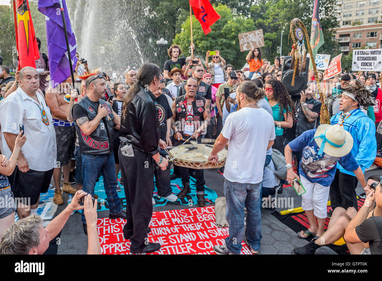 First nations sacred land hi-res stock photography and images - Alamy