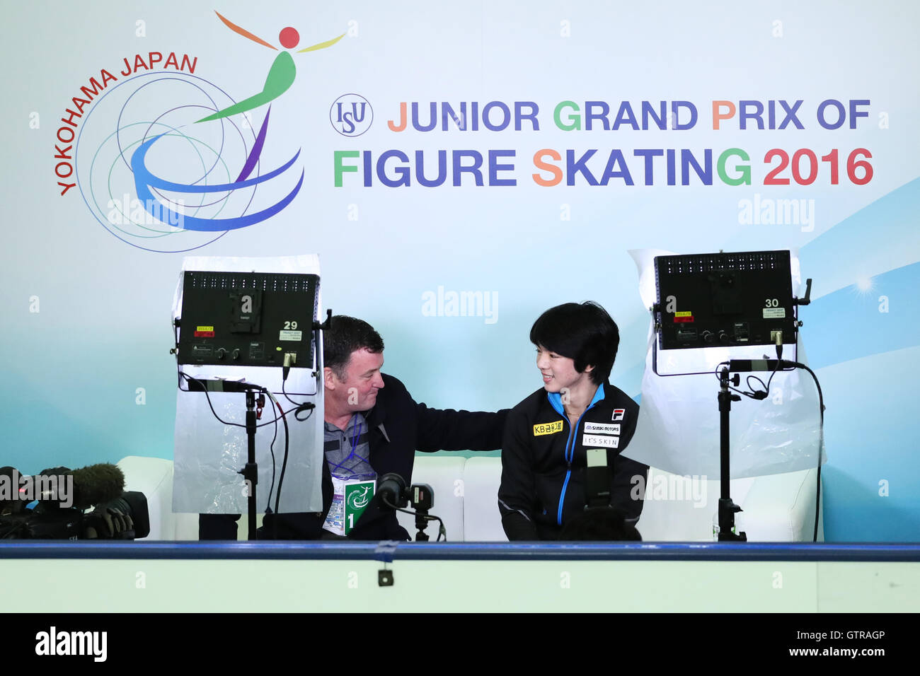 Shinyokohama Skate Center, Kanagawa, Japan. 9th Sep, 2016. (L-R) Brian ...