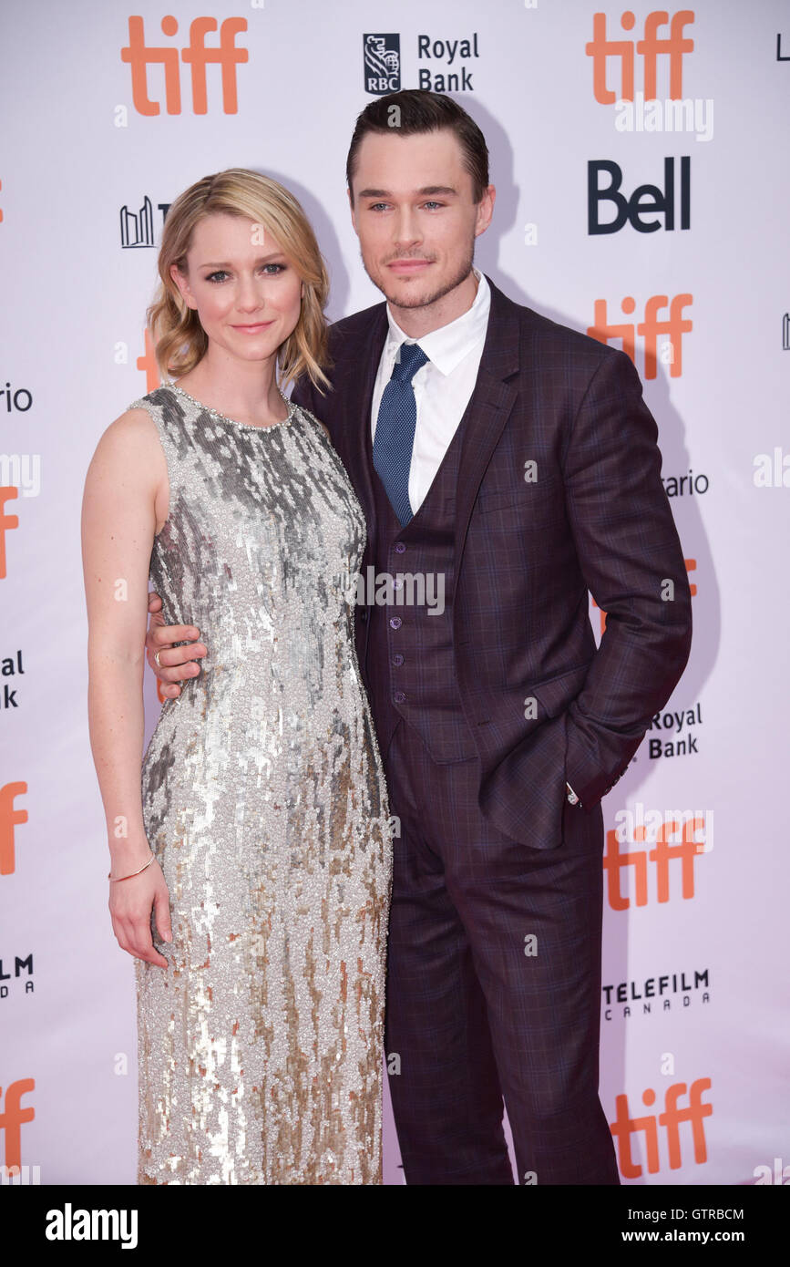 Toronto, Ontario, Canada. 9th Sep, 2016. Actress VALORIE CURRY and ...