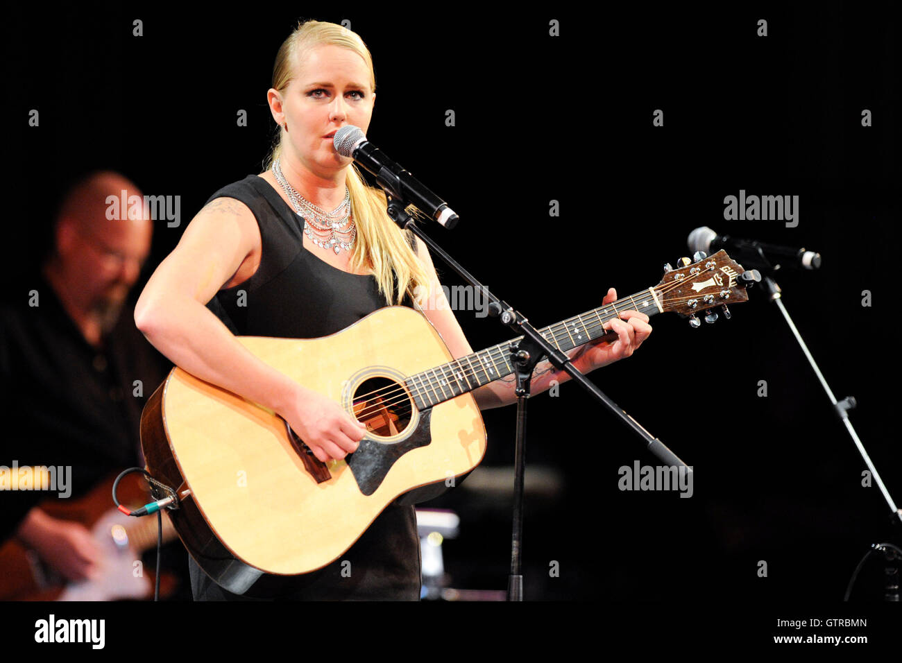 September 9, 2016. London, Canada. Jessica Mitchell performs at the ...