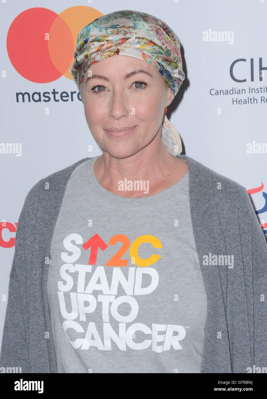 Shannon doherty 2016 hi-res stock photography and images - Alamy