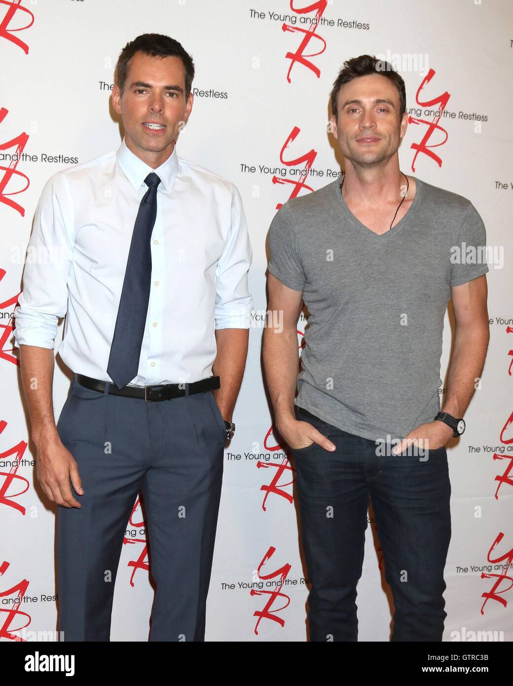 Los Angeles, CA, USA. 8th Sep, 2016. Jason Thompson, Daniel Goddard at ...