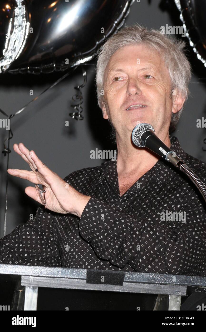 Mal young the young and the restless 11 hi-res stock photography and ...