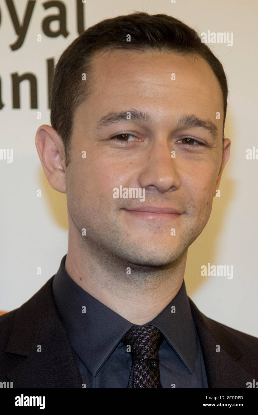 Toronto, Canada. 09th Sep, 2016. Actor Joseph Gordon-Levitt arrives at ...