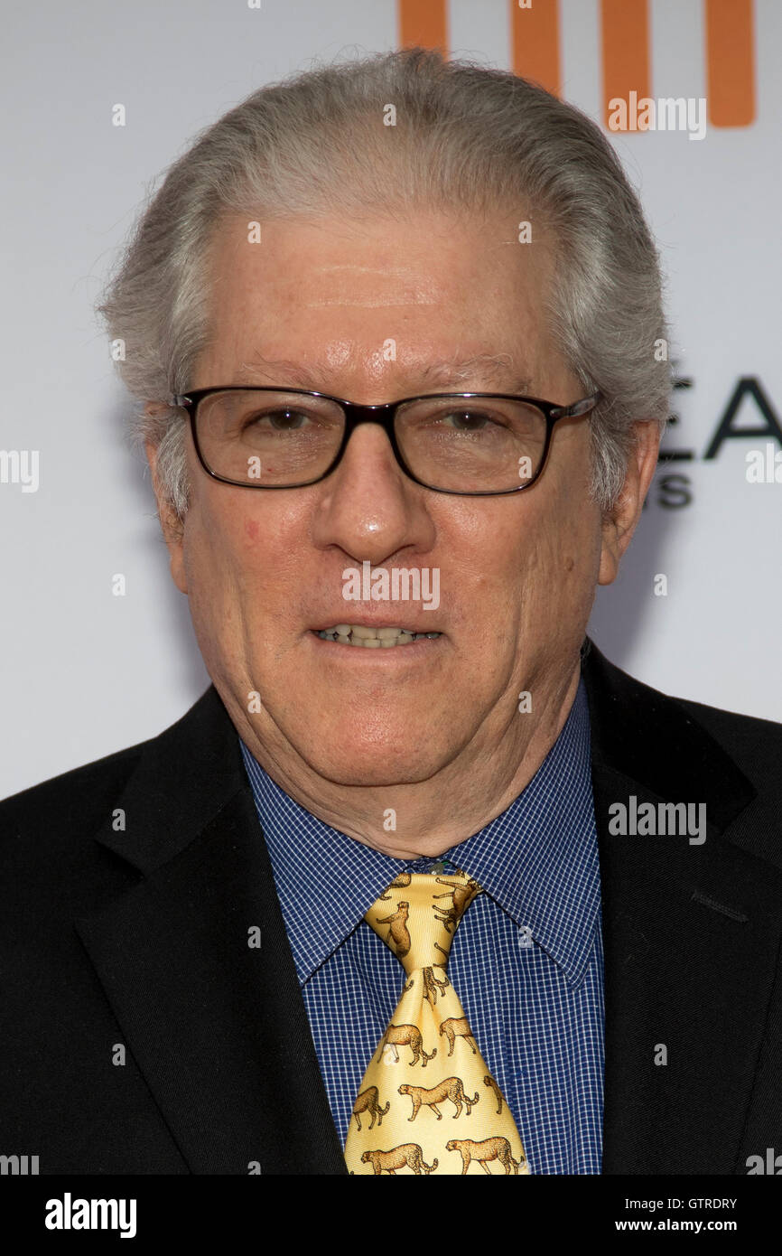 Toronto, Canada. 09th Sep, 2016. Peter Riegert arrives at the premiere ...