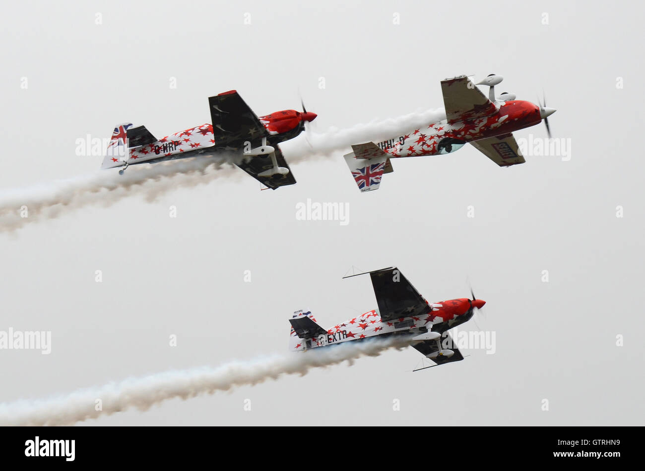 Global stars display team hi-res stock photography and images - Alamy
