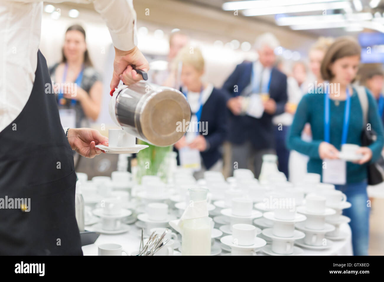 Coffee break at conference meeting Stock Photo - Alamy
