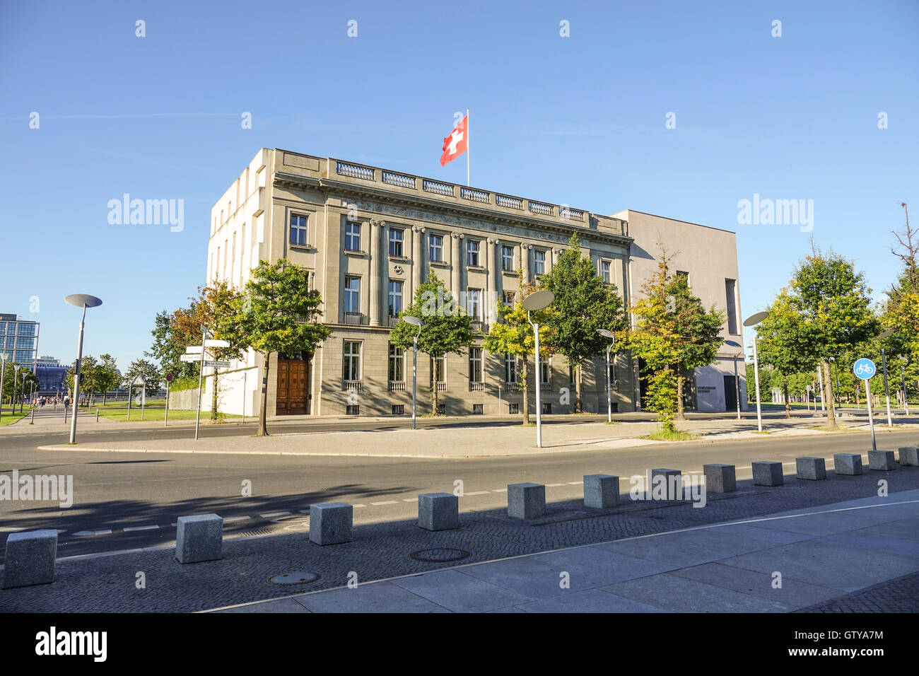 Embassy of switzerland hi-res stock photography and images - Alamy