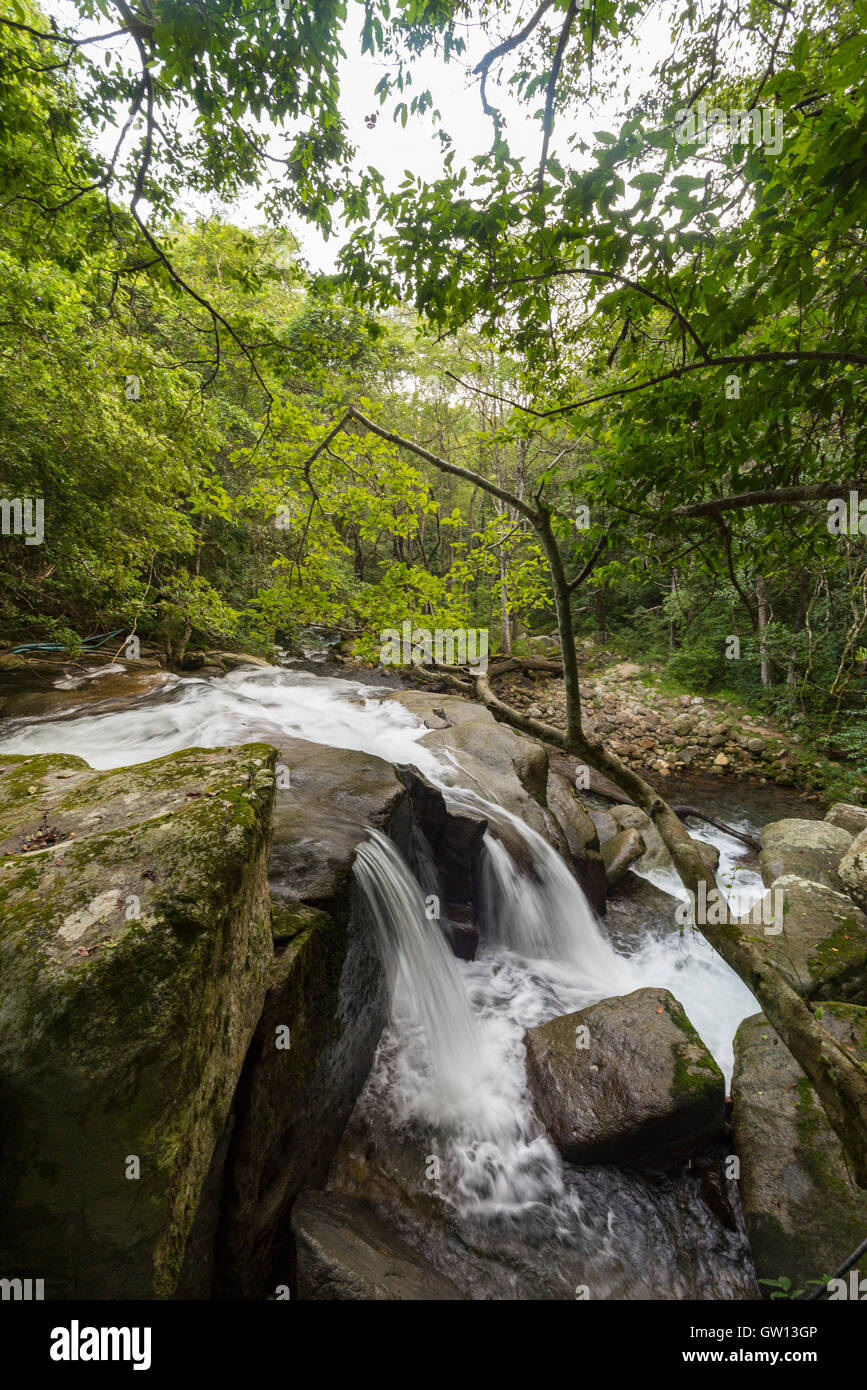 Mutarazi falls hi-res stock photography and images - Alamy