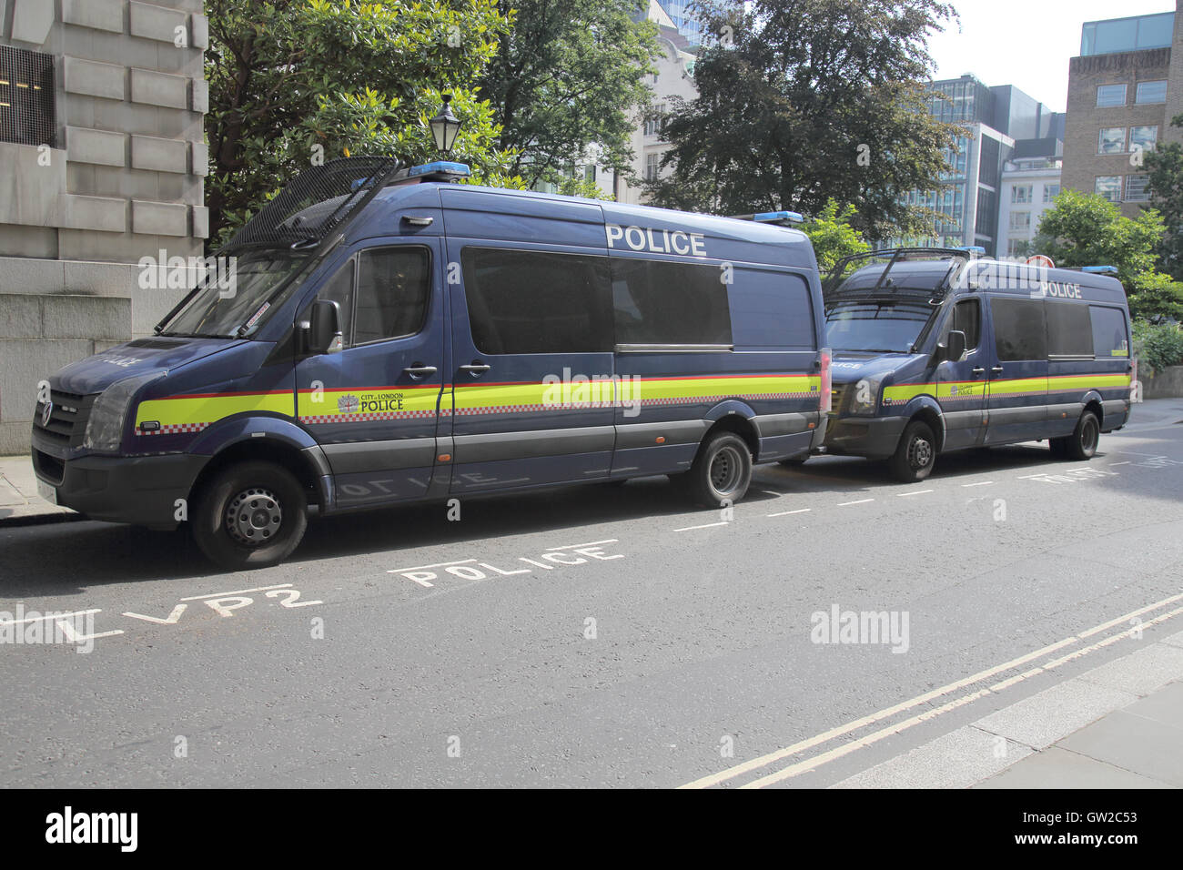 City of london police cars hi-res stock photography and images - Alamy