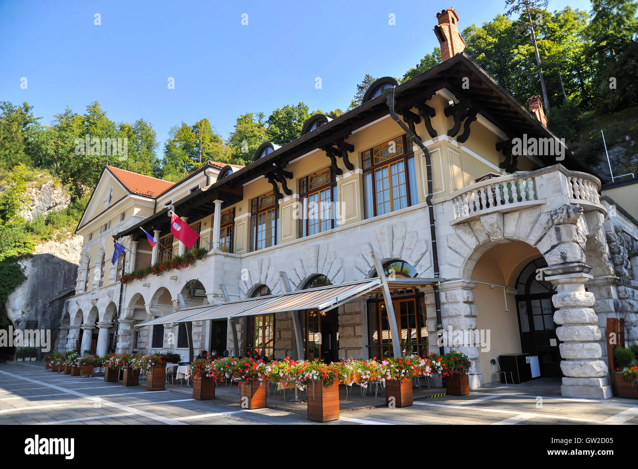 Postojna cave hi-res stock photography and images - Alamy