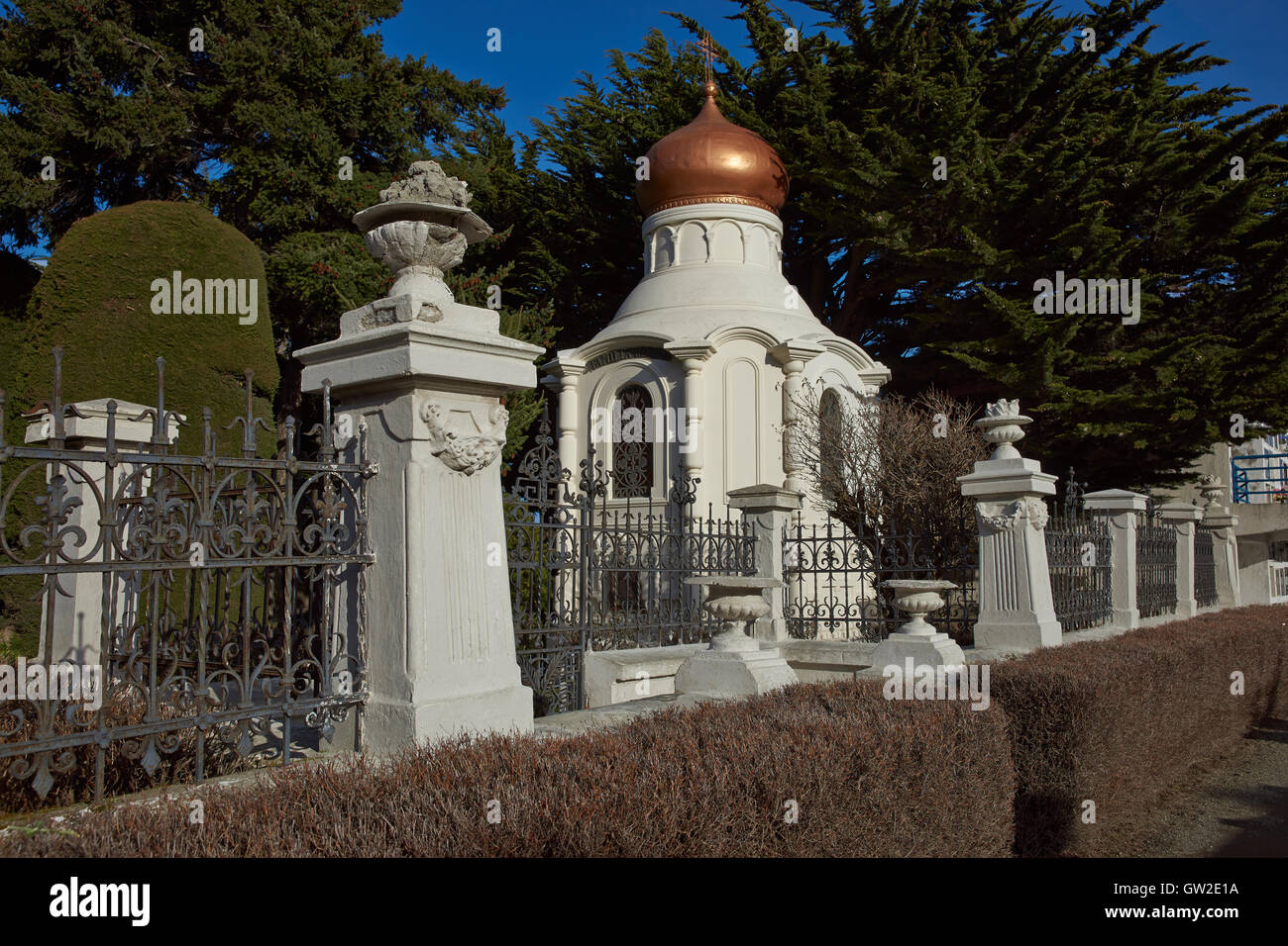 Punta arenas cemetery hi-res stock photography and images - Alamy