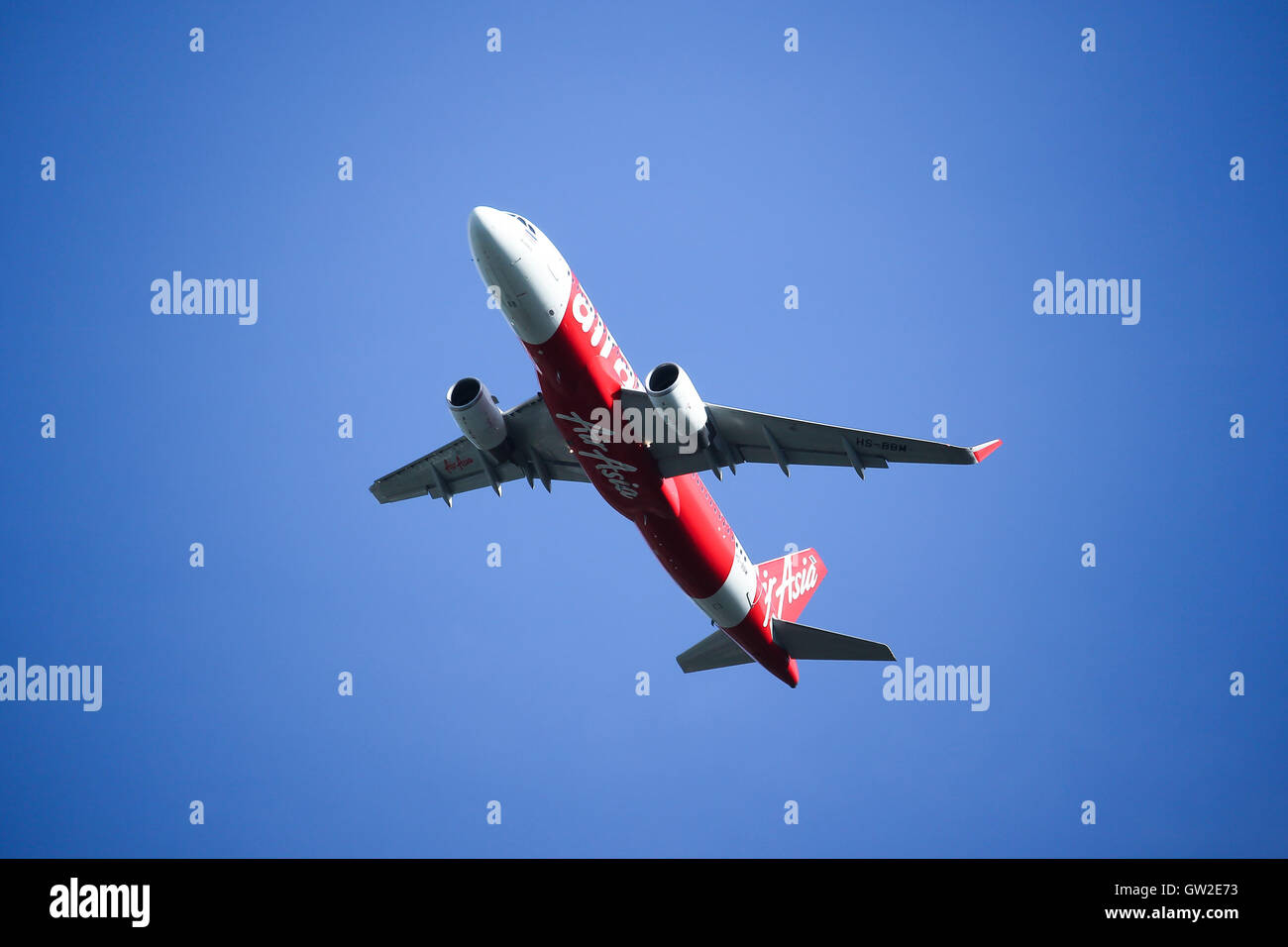 Airbus a320 200 winglet hi-res stock photography and images - Alamy