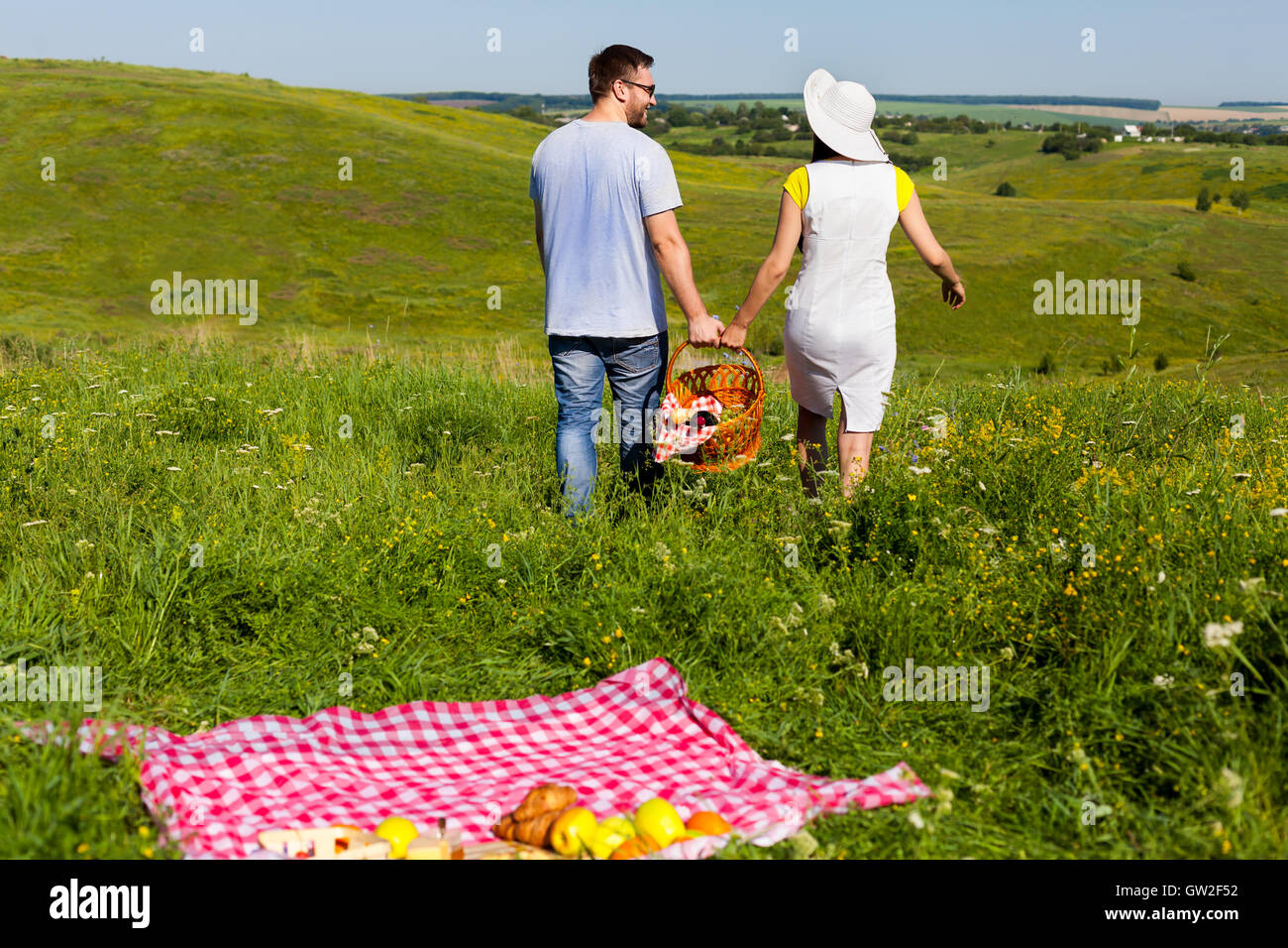 Going home for lunch hi-res stock photography and images - Alamy