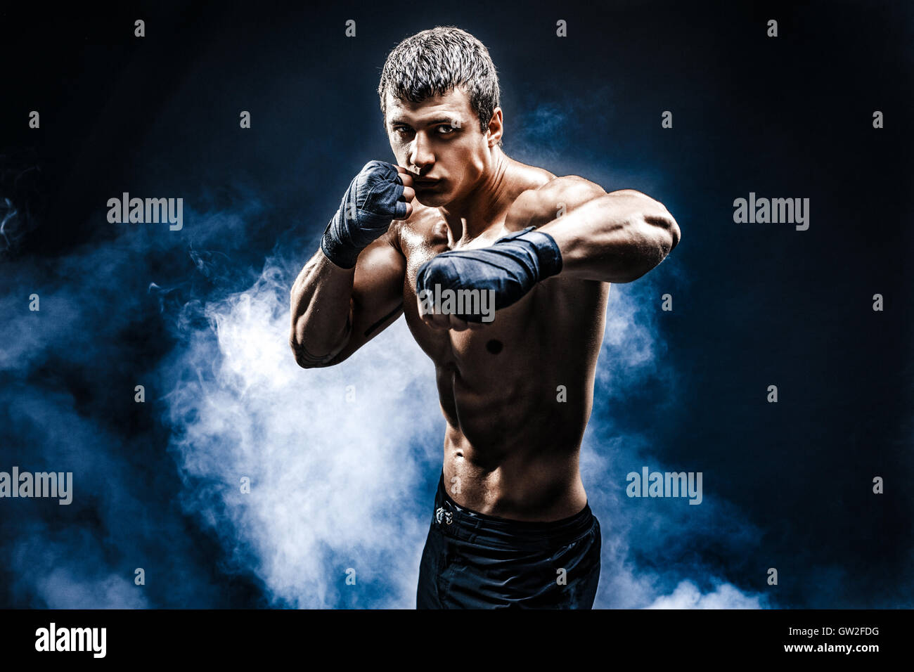 Underground boxing hi-res stock photography and images - Alamy