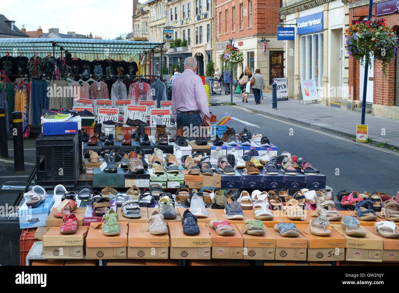 Devizes market hi-res stock photography and images - Alamy