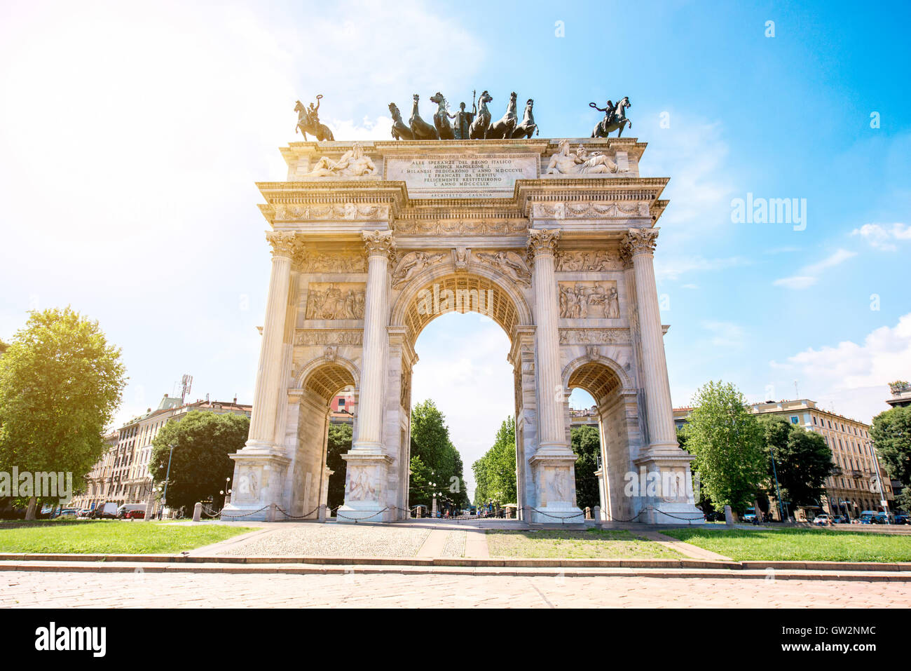 Milan triumph gate hi-res stock photography and images - Alamy